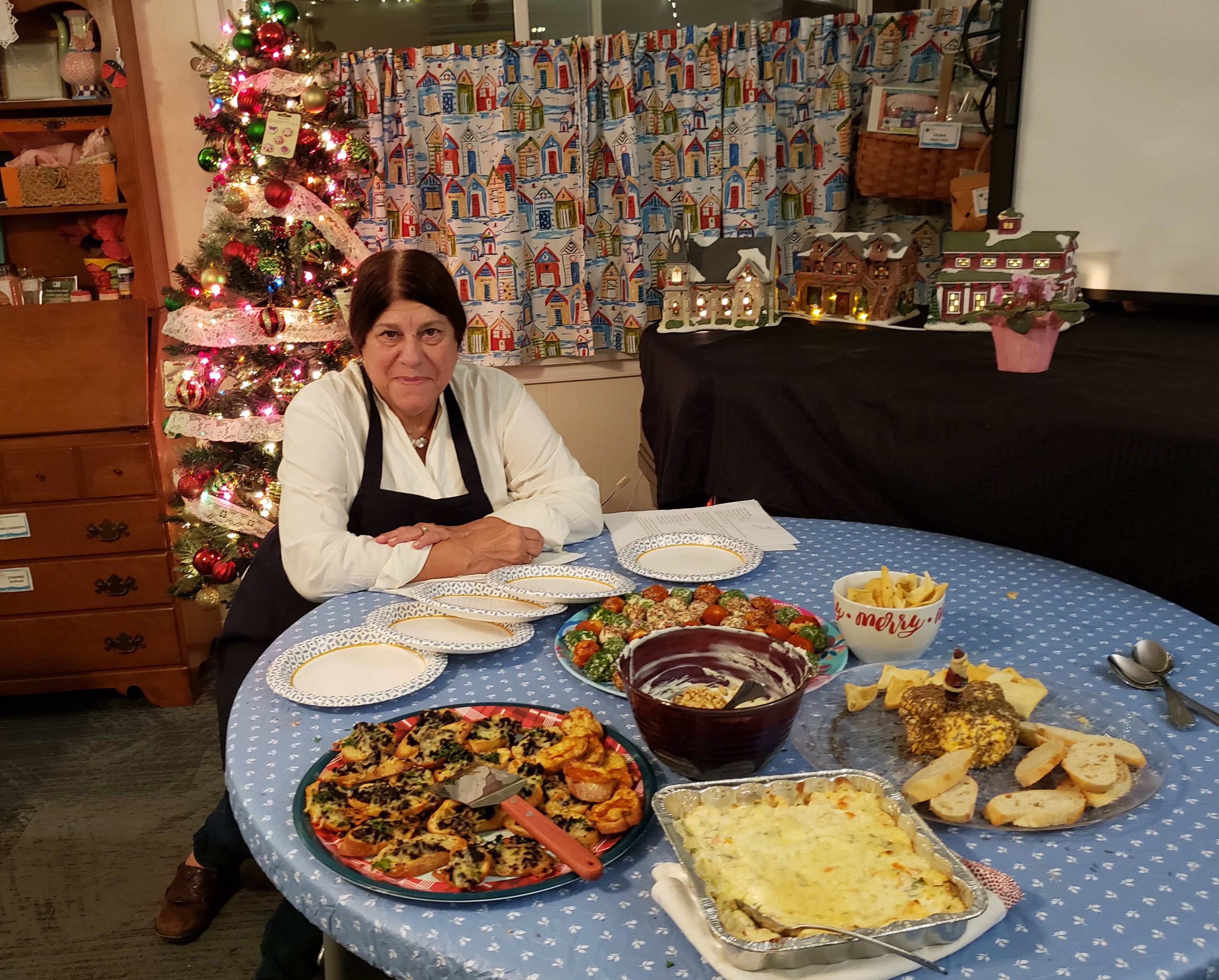 Get a start on your holiday dips and spreads with these fun recipes ...